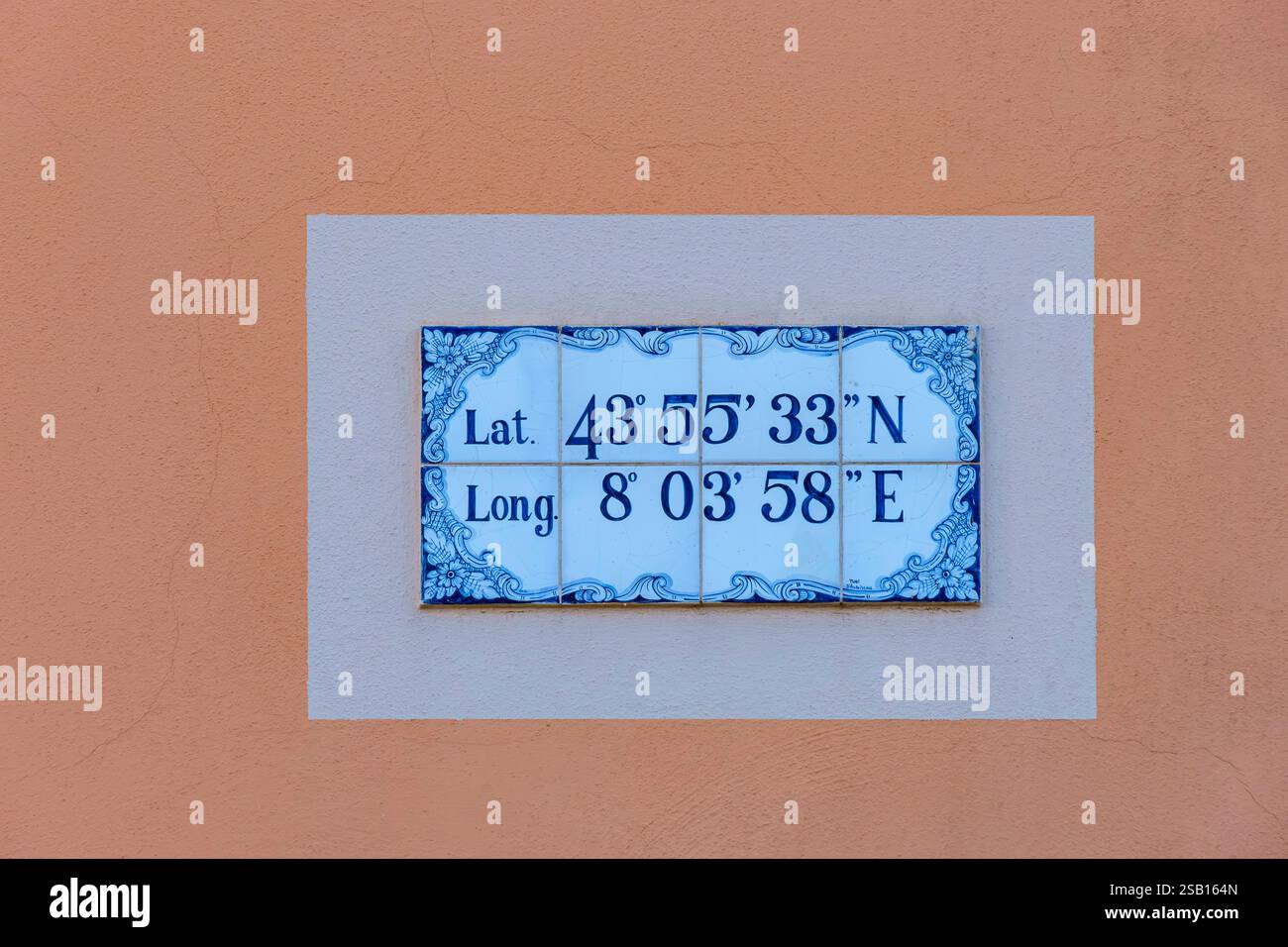 Geographische Angabe, Breitengrad und Längengrad Dekorative Anordnung ...