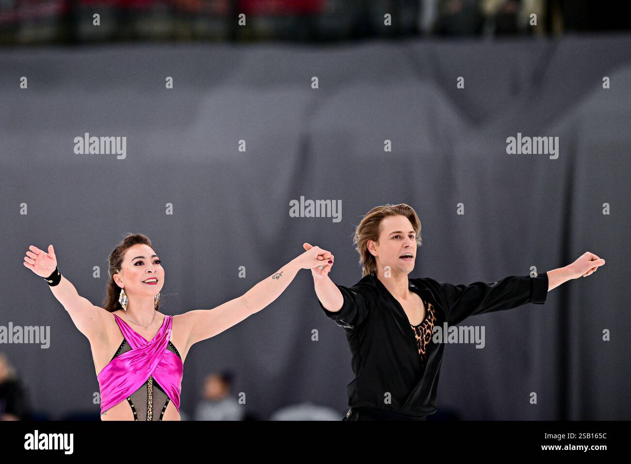 Allison REED & Saulius AMBRULEVICIUS (LTU), during Ice Dance Rhythm ...
