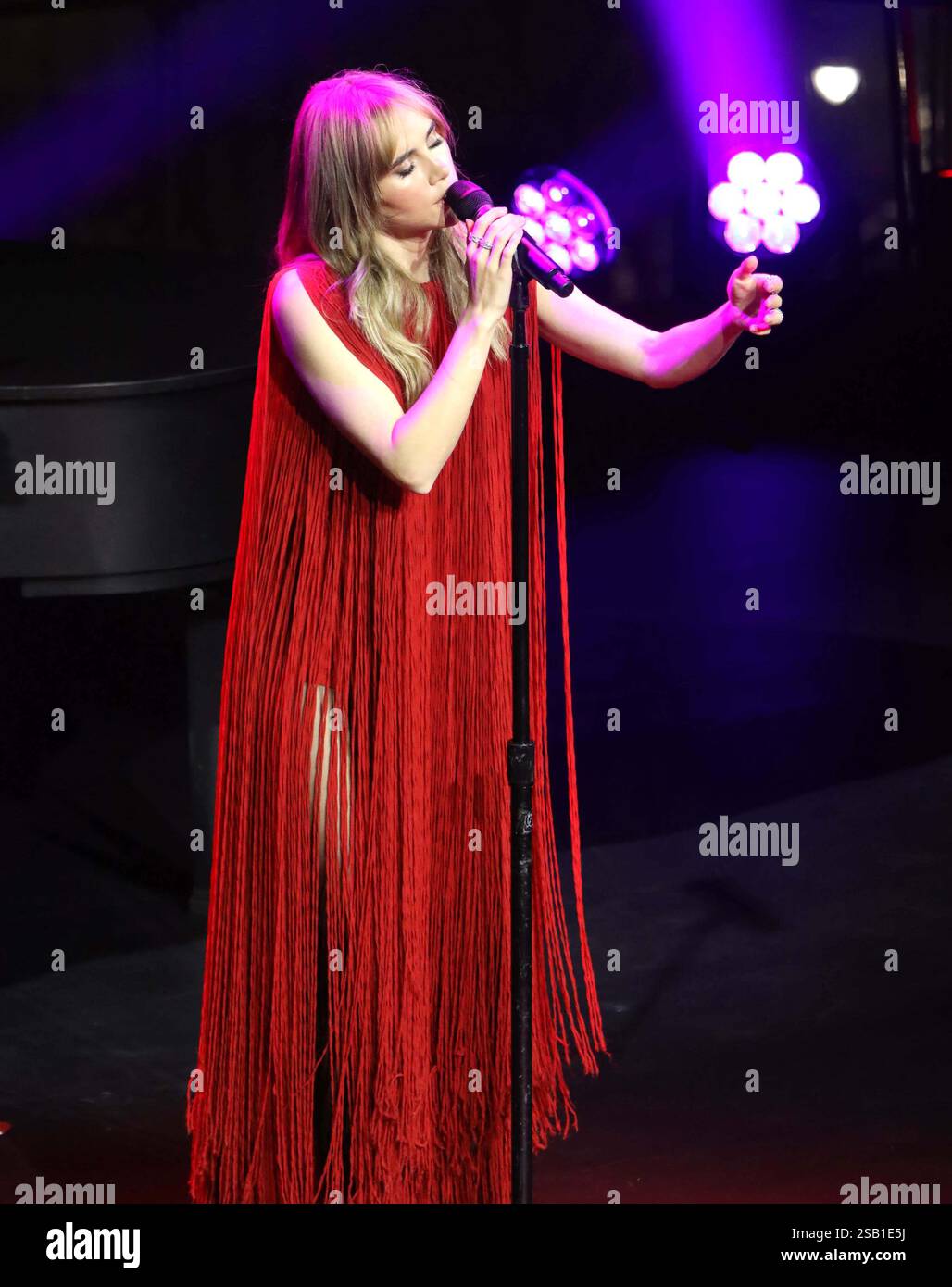 January 30, 2025, New York, New York, USA: Actor/singer SUKI WATERHOUSE ...