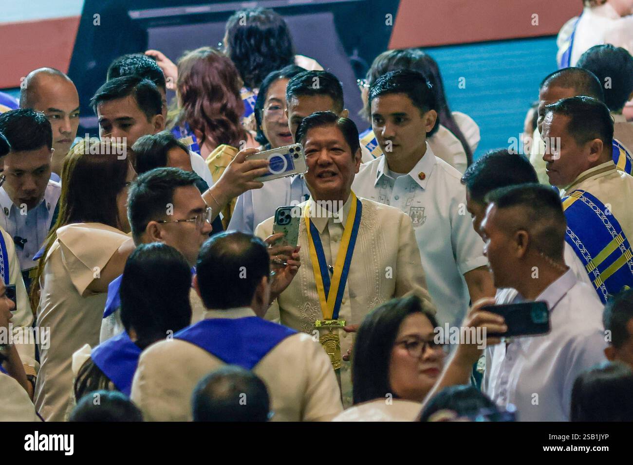 President Ferdinand R. Marcos, Jr speaks at graduation ceremony in ...