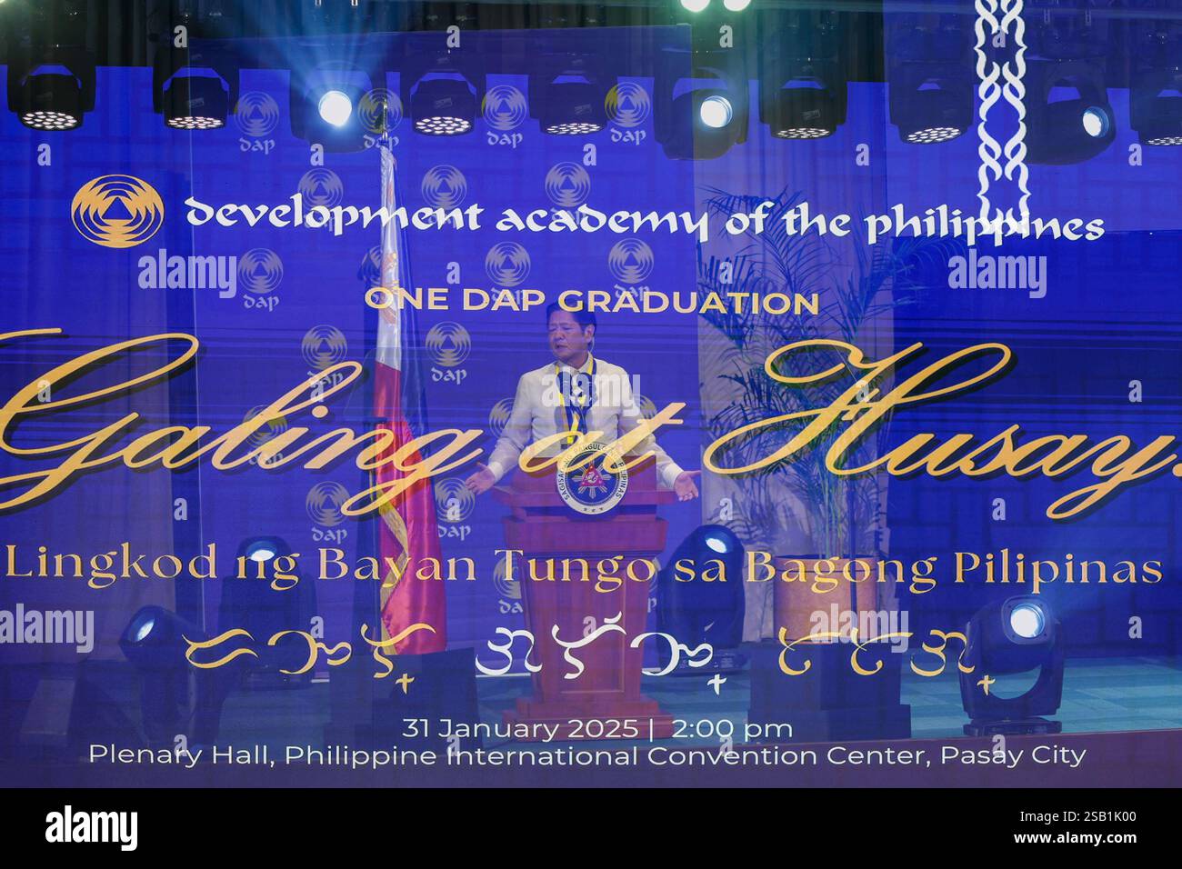 President Ferdinand R. Marcos, Jr speaks at graduation ceremony in ...