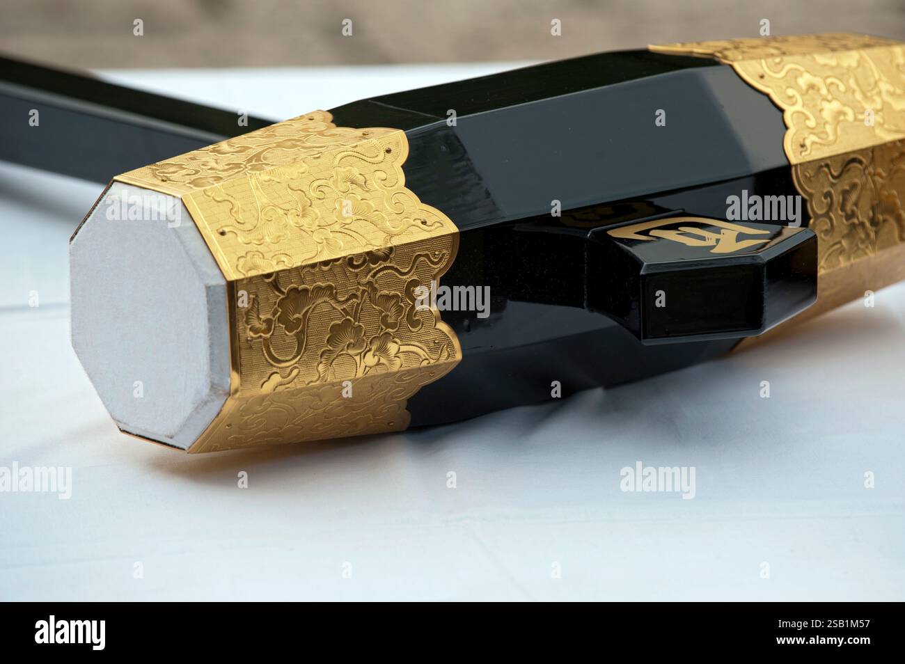 Annual New Year's carpenter blessing ceremony "Chona Hajime" takes ...