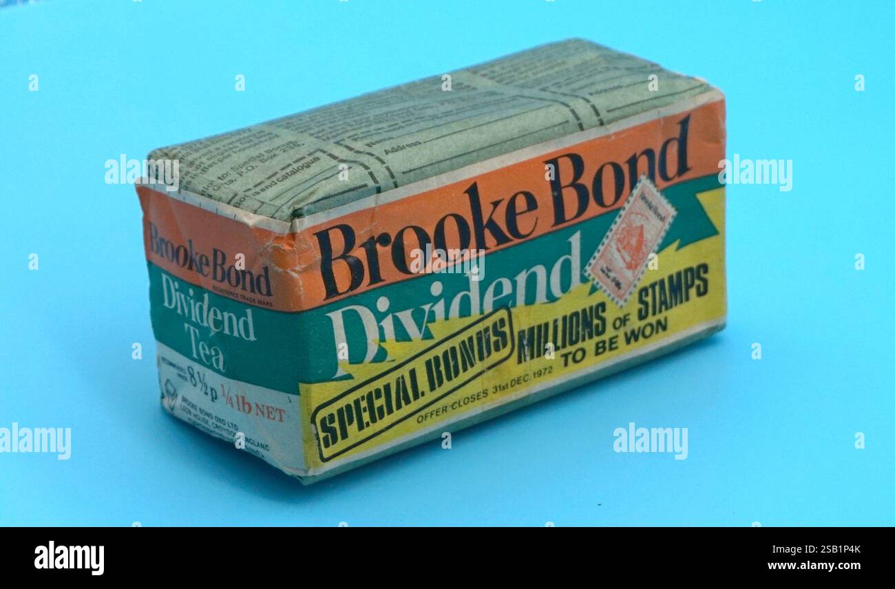 Brooke Bond dividend tea quarter pound packet, with saving stamp. Dates ...