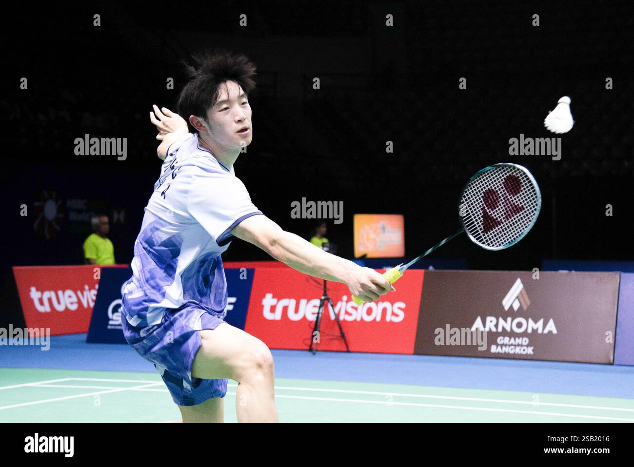 Bangkok, Thailand. 31st Jan, 2025. Zhu Xuan Chen of China plays against ...