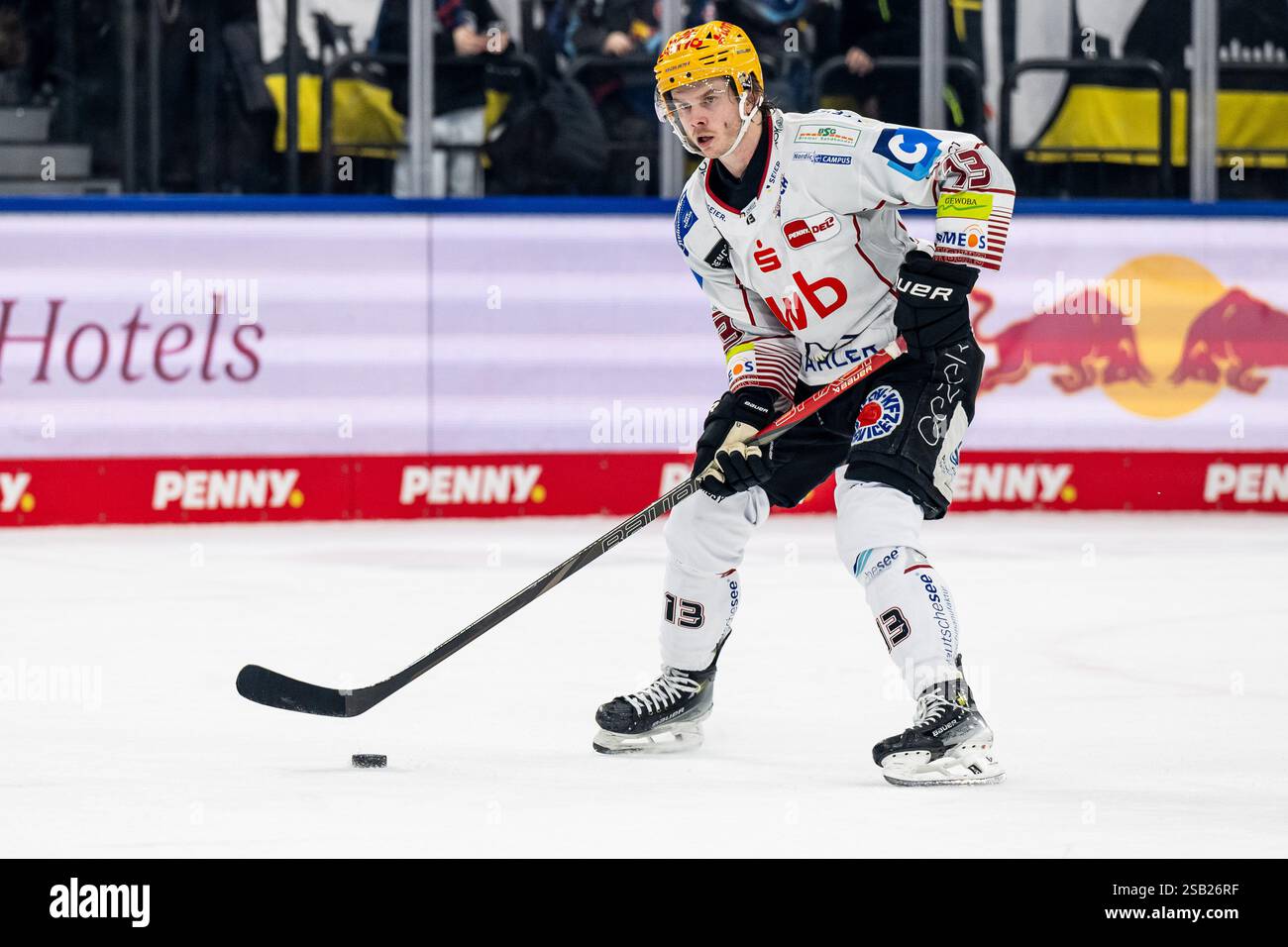 Ziga Jeglic (Fischtown Pinguins Bremerhaven, #13). GER, EHC Red Bull ...