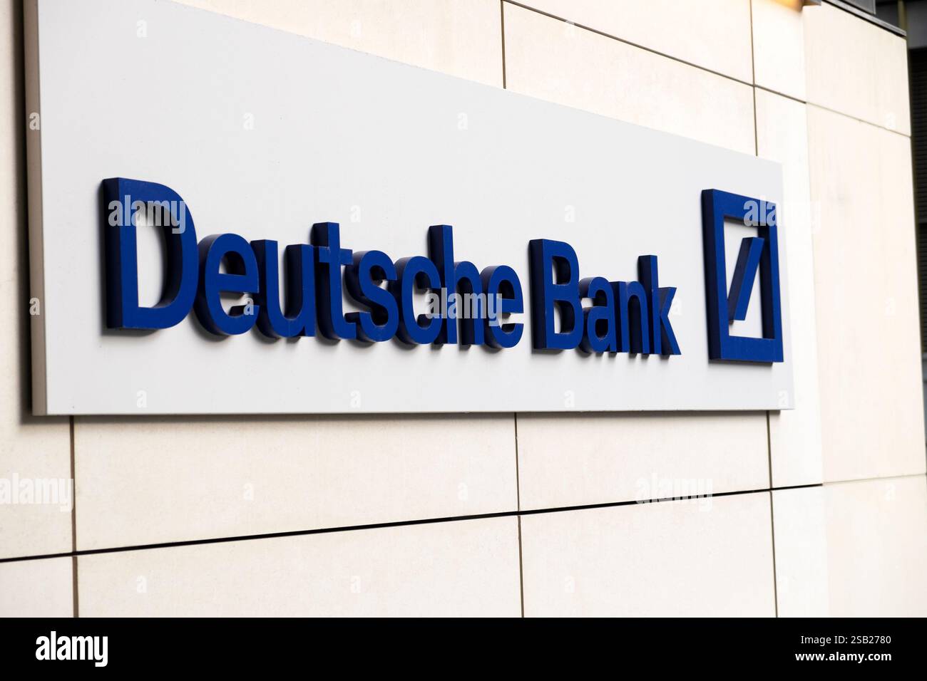 Exterior view of Deutsche Bank sign on side of HQ headquarters Head ...
