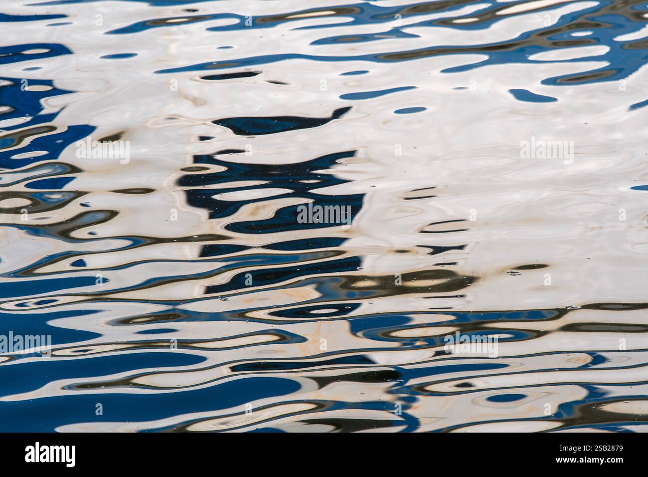 Liquid Illusions – Abstract Shapes and Reflections in the Lake Stock ...