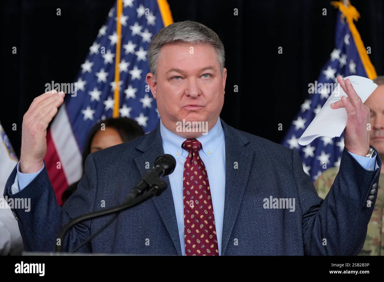Terry Liercke, vice president and airport manager of Ronald Reagan ...
