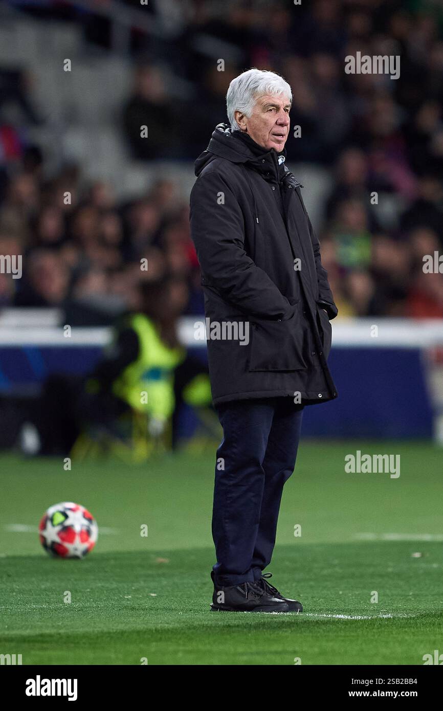 BARCELONA, SPAIN - JANUARY 29: Gian Piero Gasperini, Manager of ...
