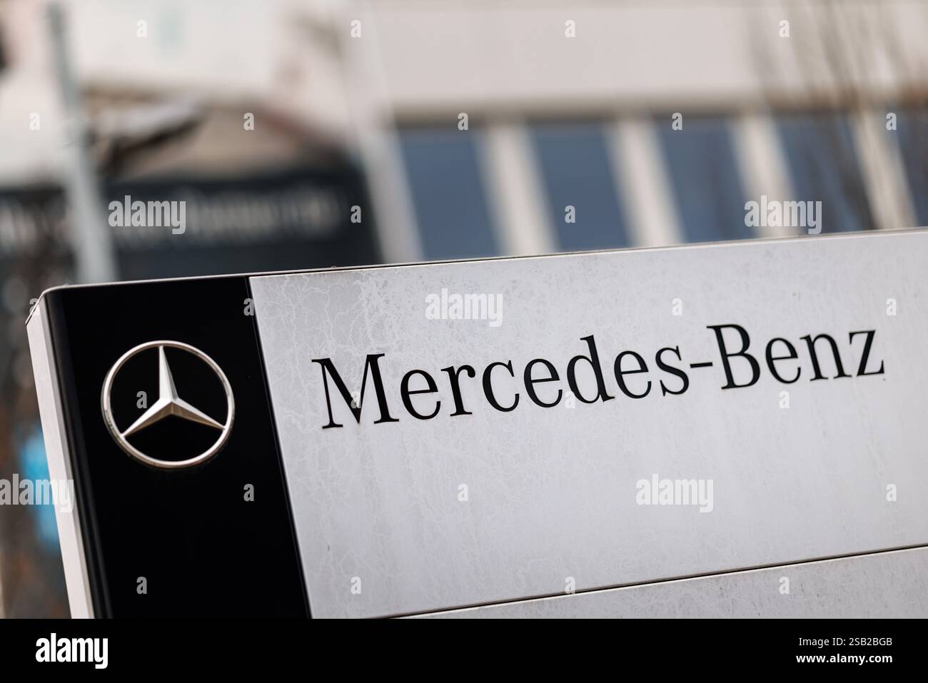 Munich, Germany. 31st Jan, 2025. The Mercedes star, the Mercedes-Benz ...
