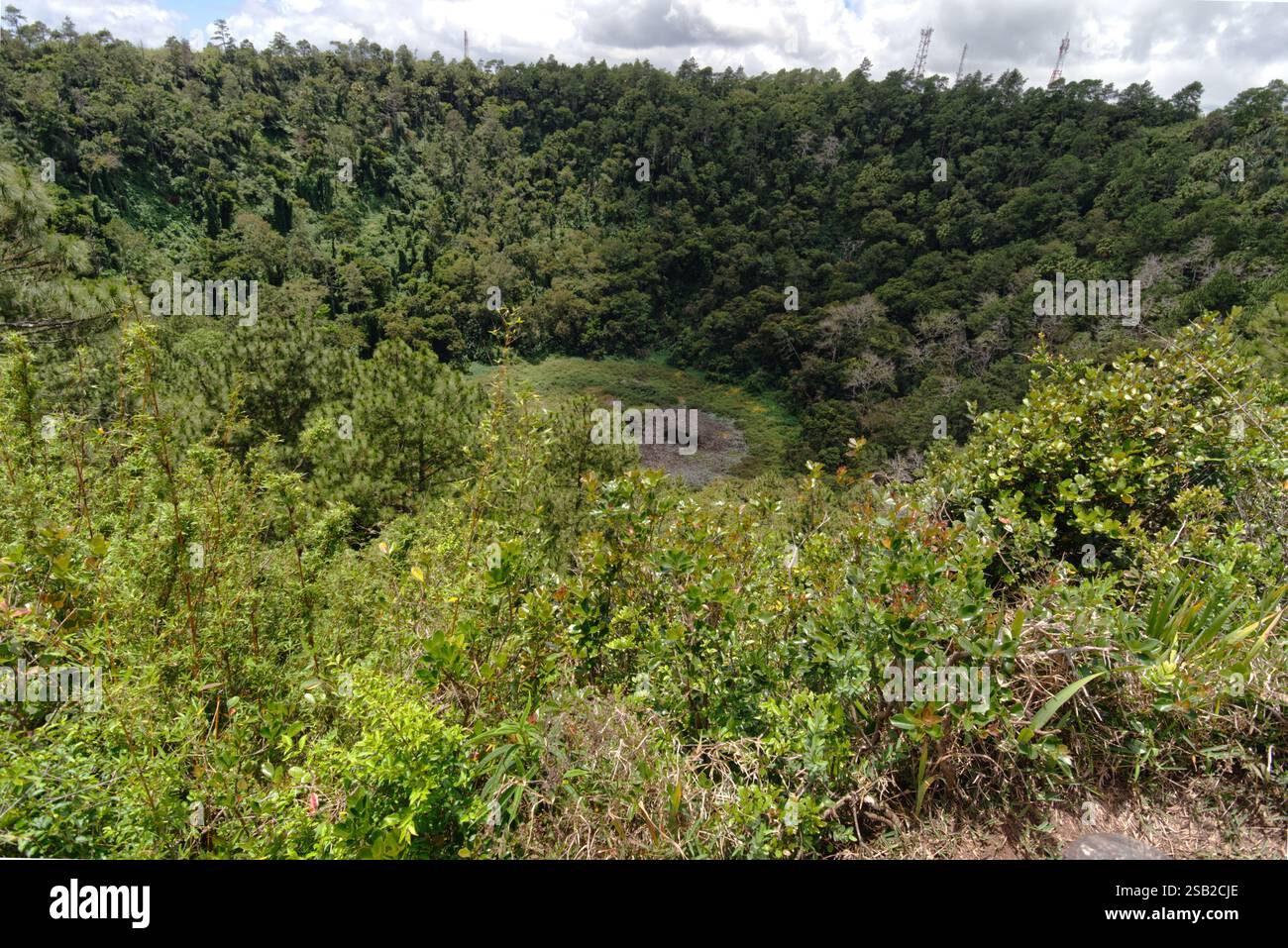 Trou aux Cerfs, Mauritius, volcano crater Stock Photo - Alamy