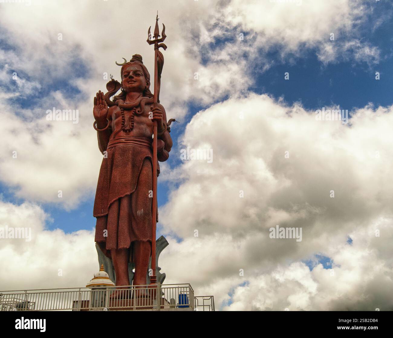 Mangal Mahadev statue, grand bassin, Mauritius Stock Photo - Alamy