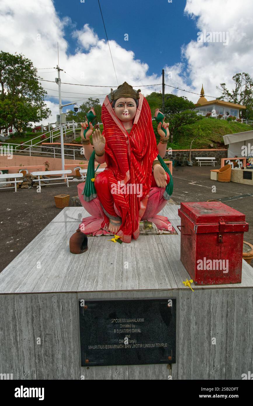 Mauritius grand bassin indian celebration hi-res stock photography and ...