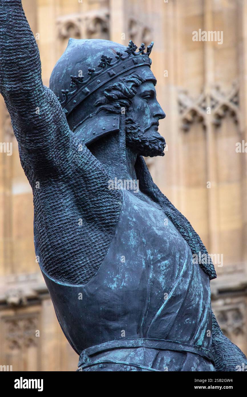 London, UK - April 8th 2024: A statue of Richard I, also known as ...