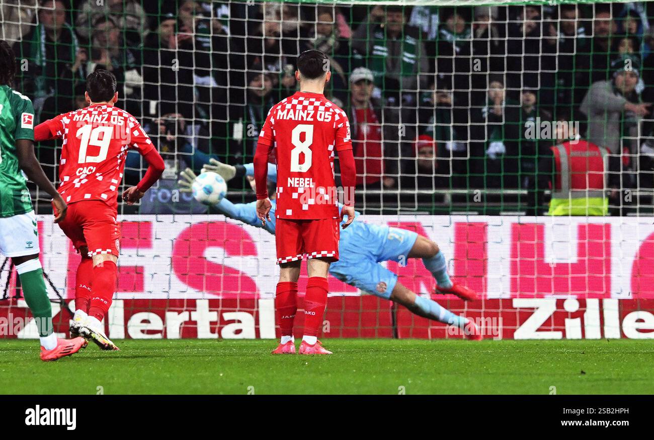 Bremen, Germany. 31st Jan, 2025. Soccer: Bundesliga, Werder Bremen ...