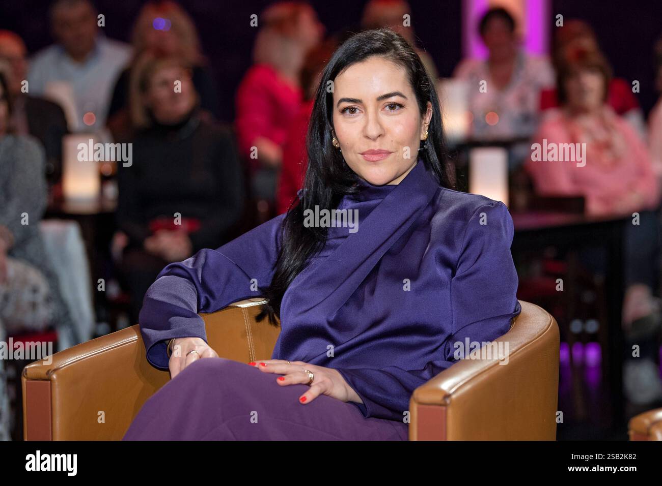 MDR - Riverboat. Moderatorin Aline Abboud anläßlich der Aufzeichnung der MDR - Talkshow ...