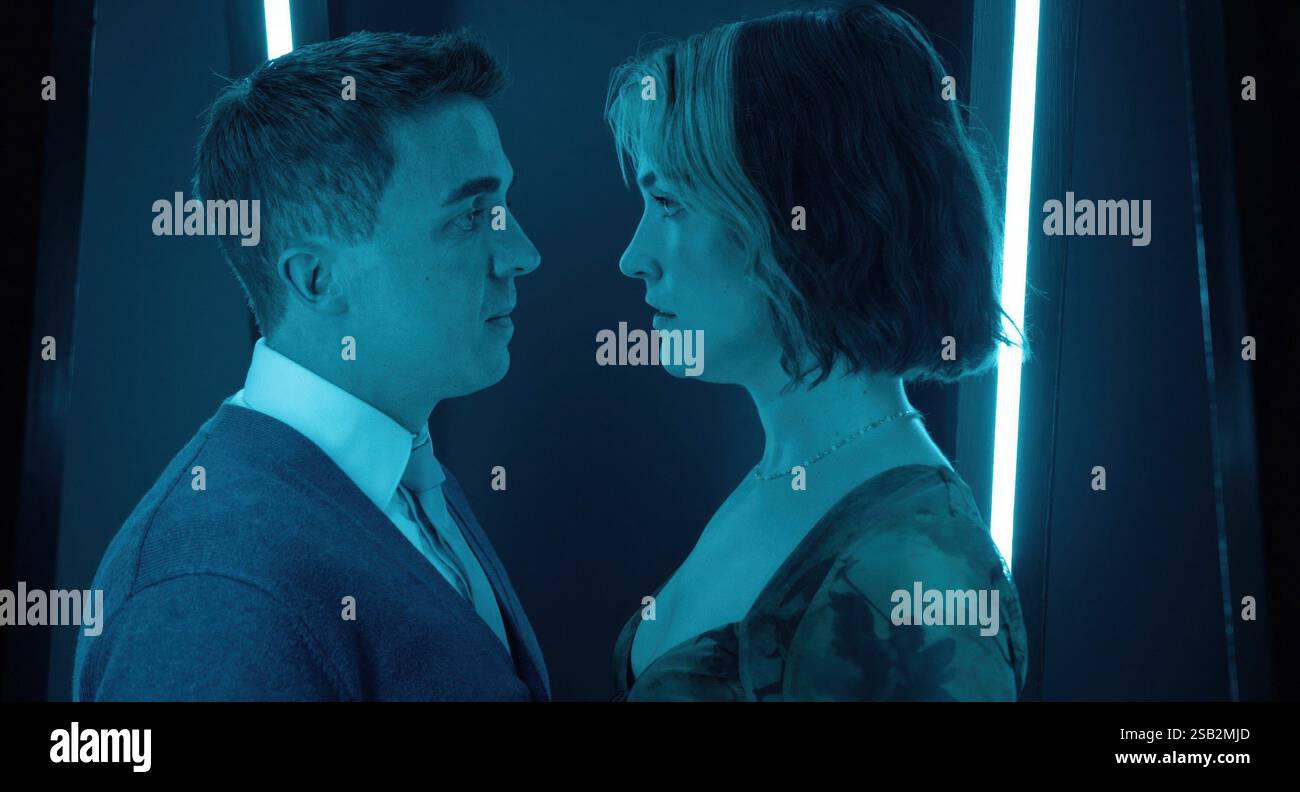 RENNER, from left: Frankie Muniz, Violett Beane, 2025. © Seismic ...