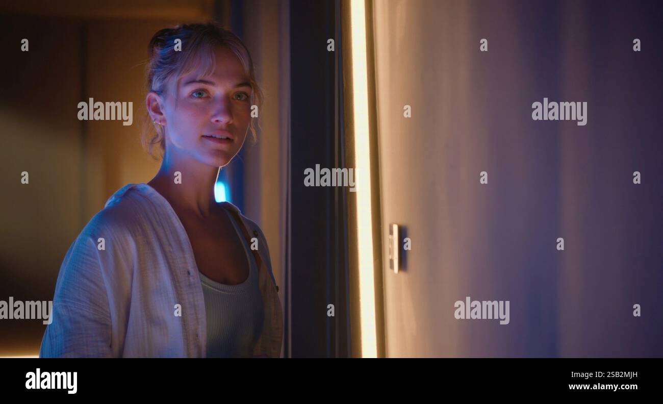 RENNER, Violett Beane, 2025. © Seismic Releasing /Courtesy Everett ...