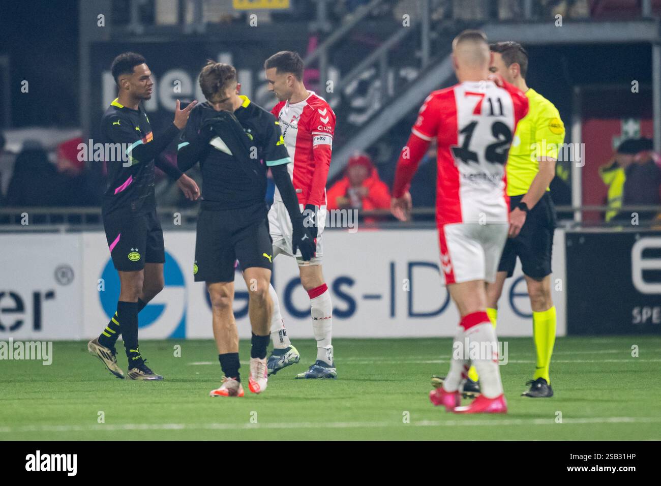 Emmen, Netherlands. 31st Jan, 2025. EMMEN, Stadium Oude Meerdijk, 31-01-2025, season 2024/2025 ...