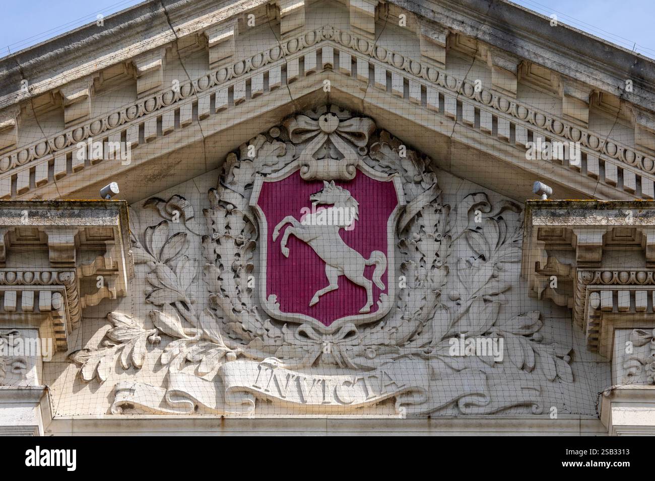 Kent, UK - April 13th 2024: The coat of arms of the county of Kent in ...