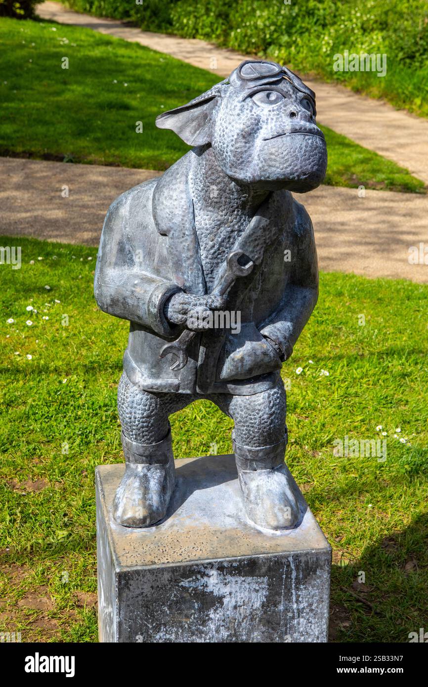 Kent, UK - April 13th 2024: Statue of the Lockmeadow Gremlin, in the ...