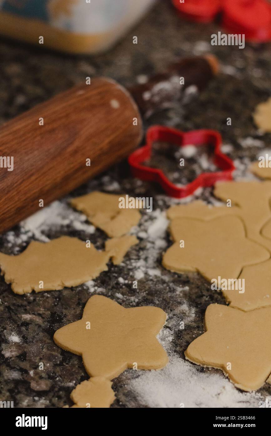 Star shaped cookie dough hi-res stock photography and images - Alamy