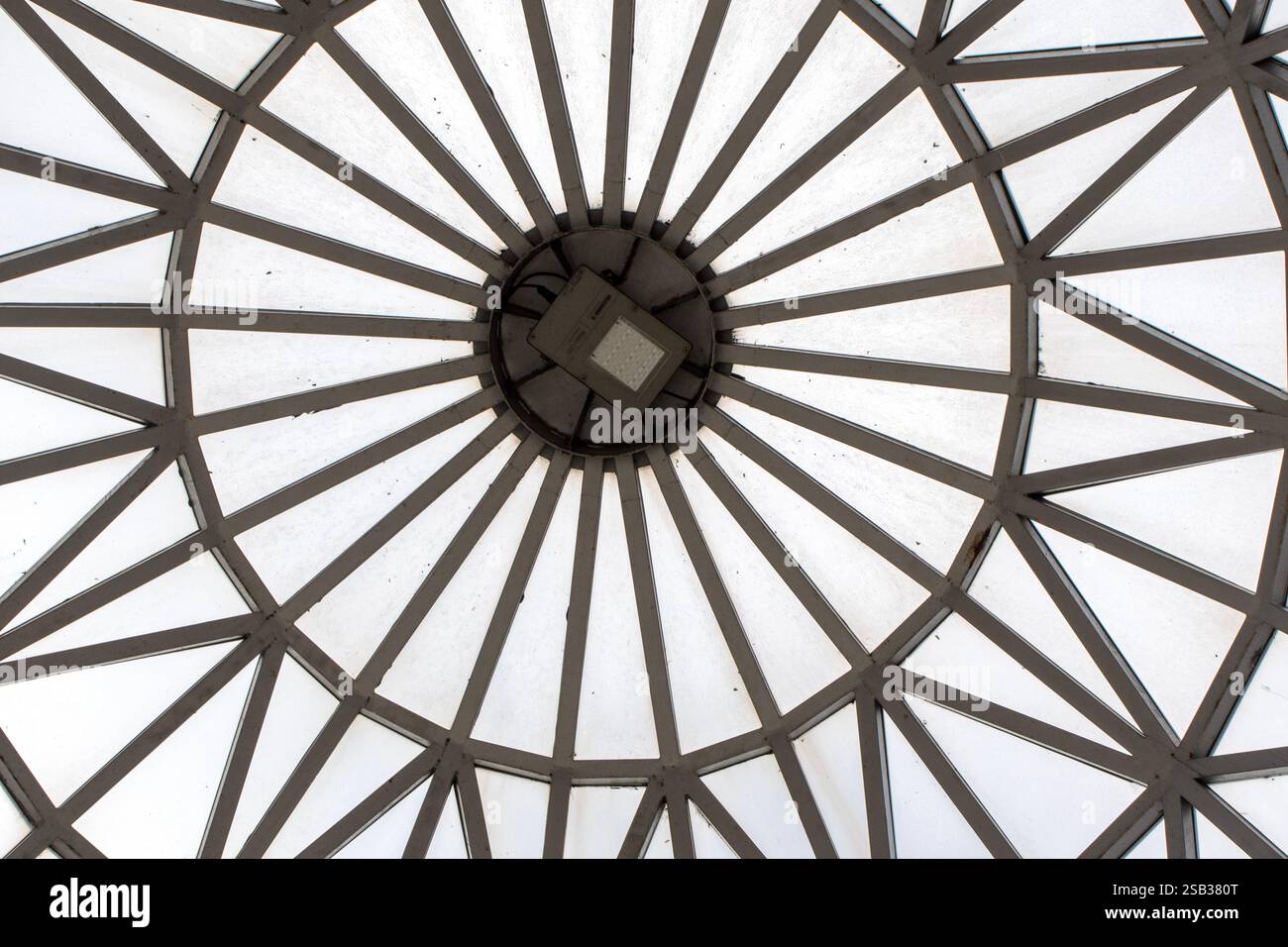 Modern Curves: Round Rooftop Construction Stock Photo - Alamy