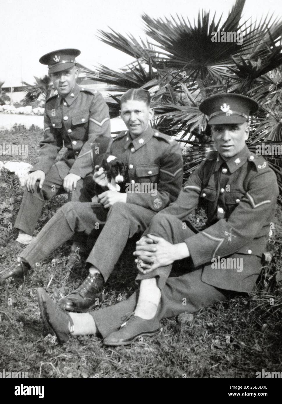 Soldiers of the 1st Battalion Loyal Regiment (North Lancashire ...