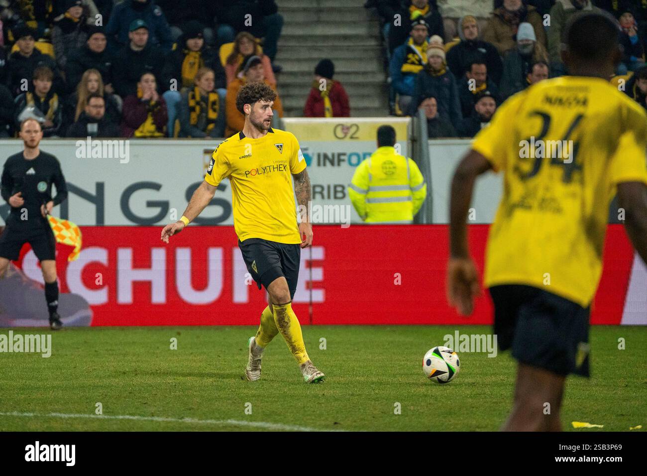 Aachen, Deutschland. 31st Jan, 2025. Jan-Luca Rumpf (Alemannia Aachen ...