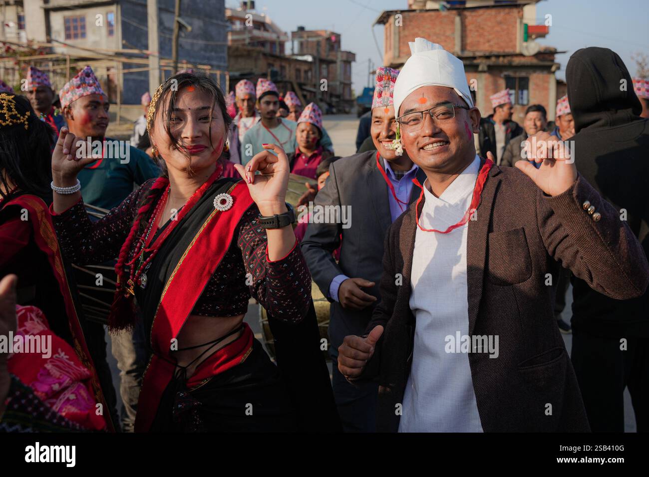 Hindu ritual of initiation hi-res stock photography and images - Alamy
