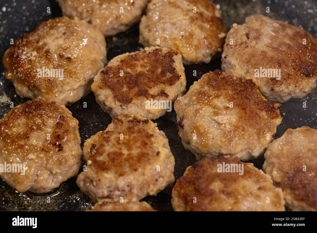 Close up sizzling minced meat hi-res stock photography and images - Alamy