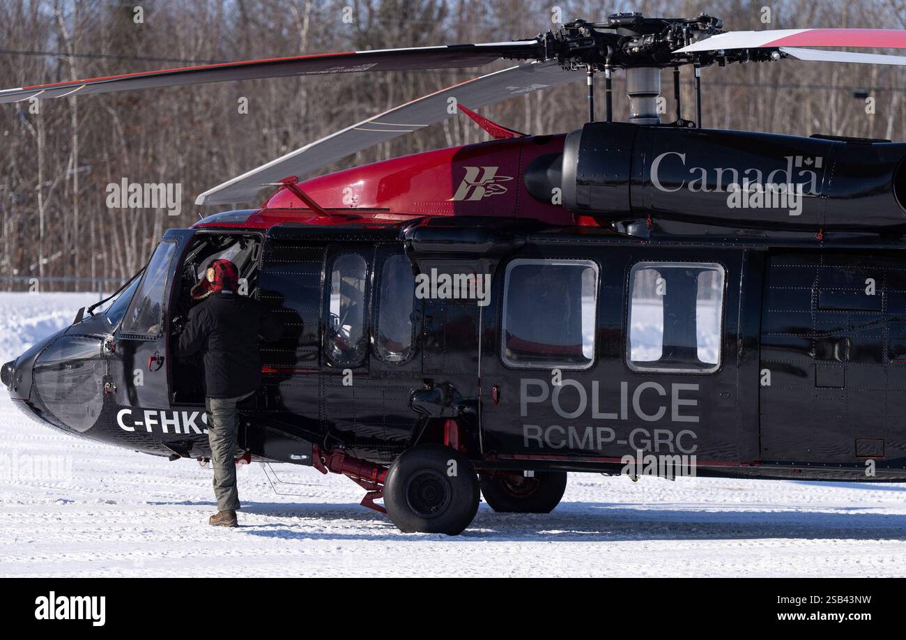 St Antoine Abbe, Canada. 30th Jan, 2025. A pilot steps into the new ...