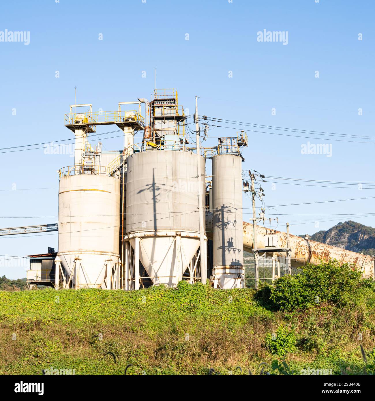 a large concrete mixer for the construction sector Stock Photo - Alamy