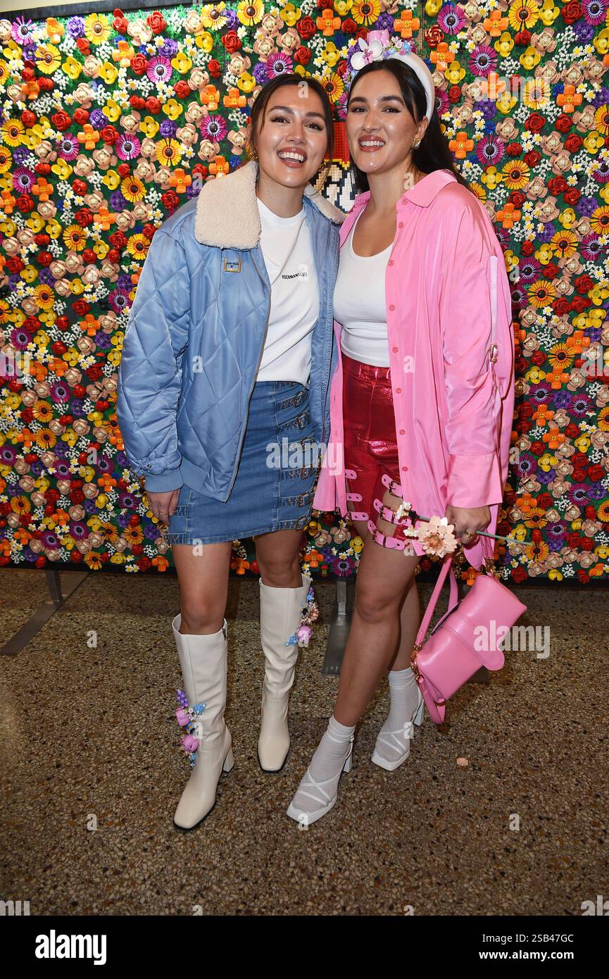 Anna Maria Damm mit Schwester Katharina Damm - MARINA HOERMANSEDER ...