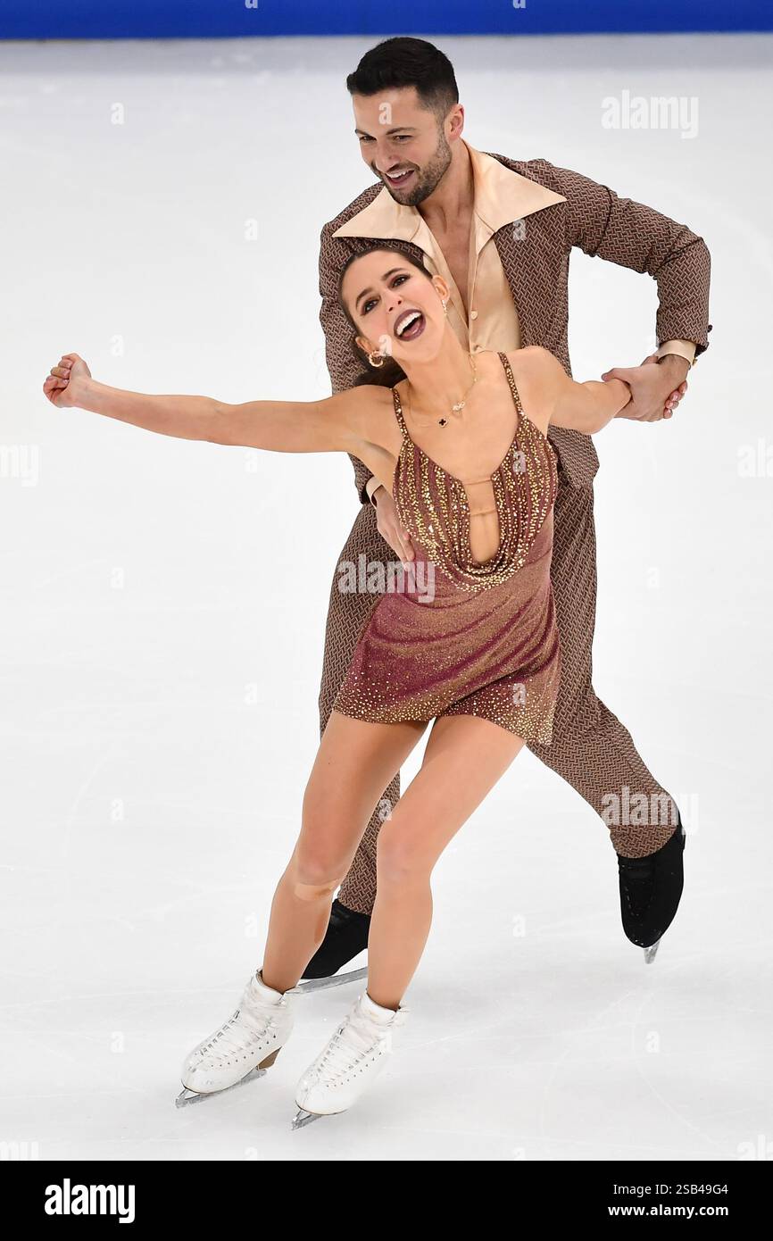 (250201) -- TALLINN, Feb. 1, 2025 (Xinhua) -- Lilah Fear/Lewis Gibson ...