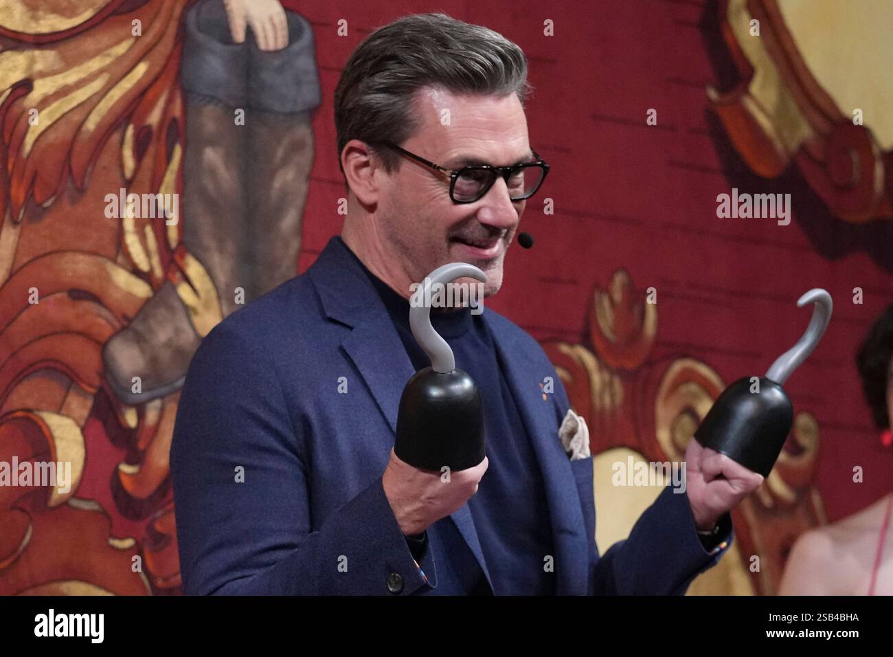 Harvard University's Hasty Pudding Theatricals Man of the Year Jon Hamm ...