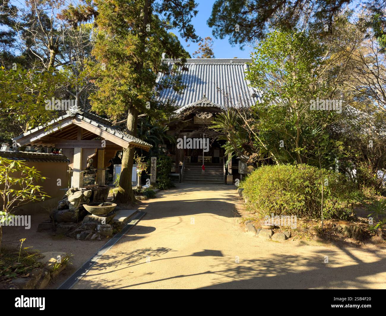 Joruri-ji Temple - Ehime, Japan - 46 of 88 Stock Photo - Alamy