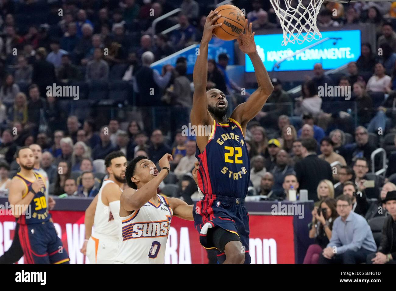 Golden State Warriors forward Andrew Wiggins (22) shoots against ...