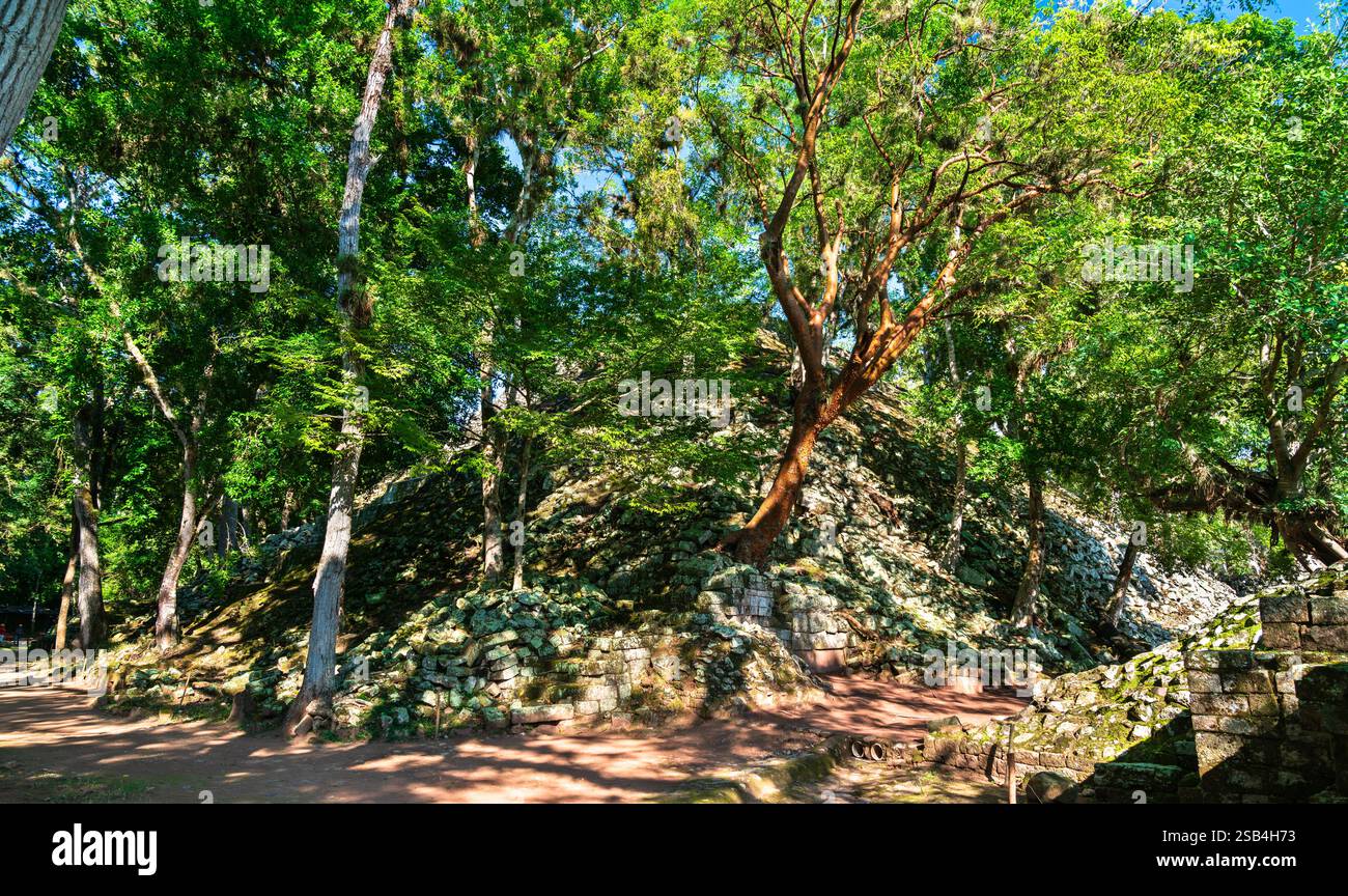 Temple 16 at the Maya Archaeological Site of Copan. UNESCO world ...