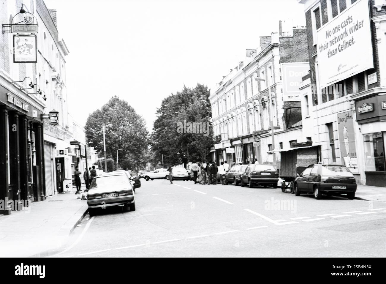 Crowds of people enjoying Notting Hill Carnival back in 1996 on the ...