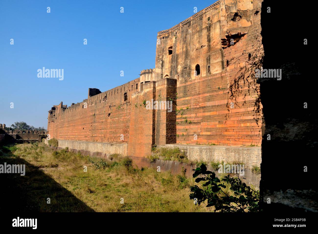 Fortification wall of the Bidar fort, built by Sultan Alla-Ud-Din ...