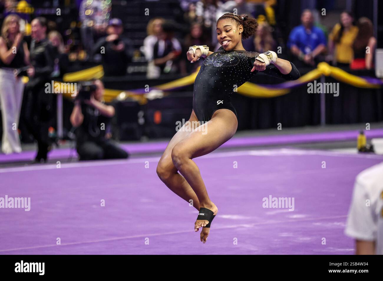 Baton Rouge, LA, USA. 31st Jan, 2025. Missouri's Jocelyn Moore competes ...