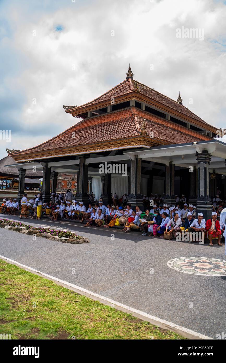 Bali, Indonesia - November 28, 2023: Traditional Balinese temple ...