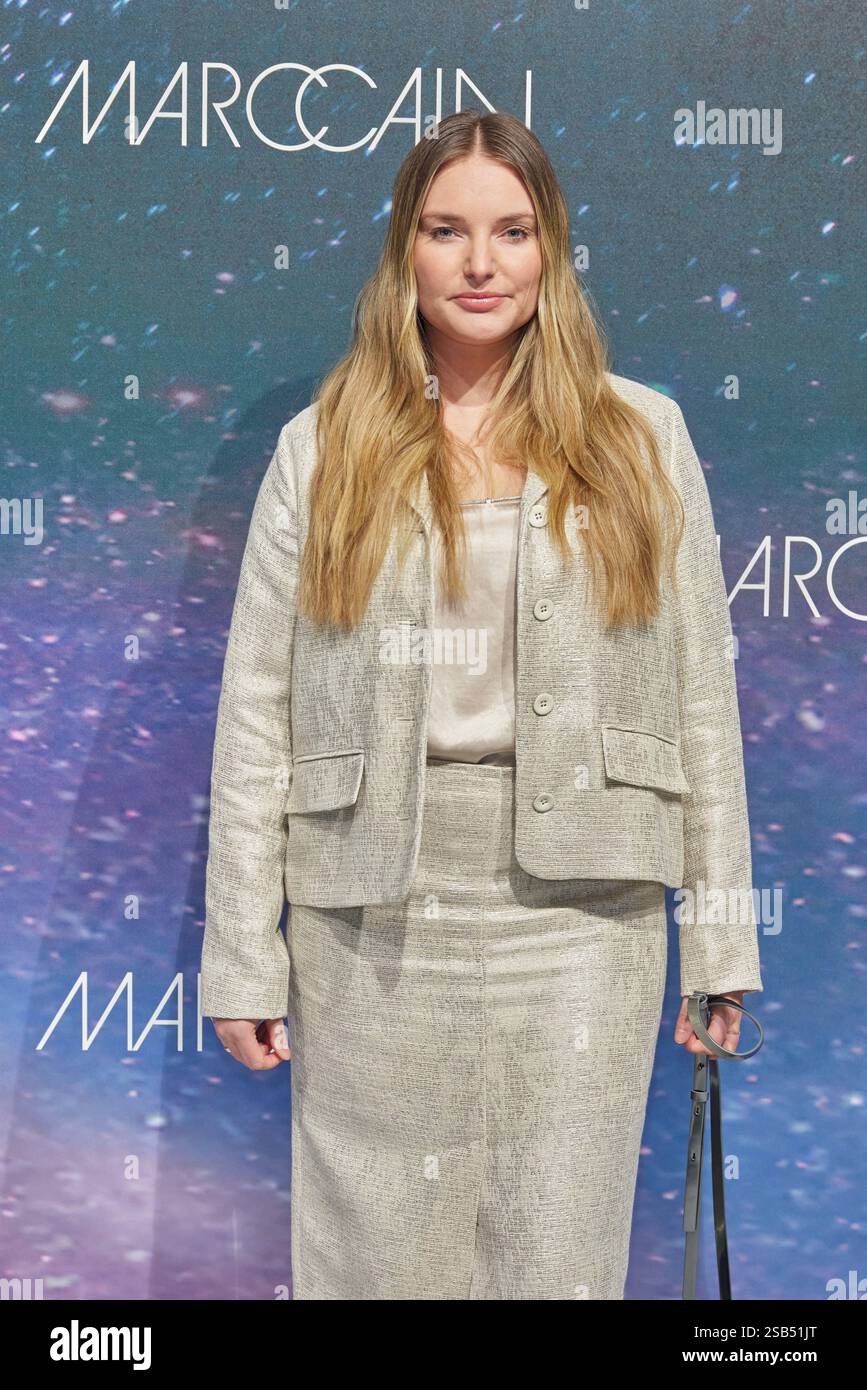 Marie von den Benken - Marc Cain Fashion Show Parallel Universe im ...
