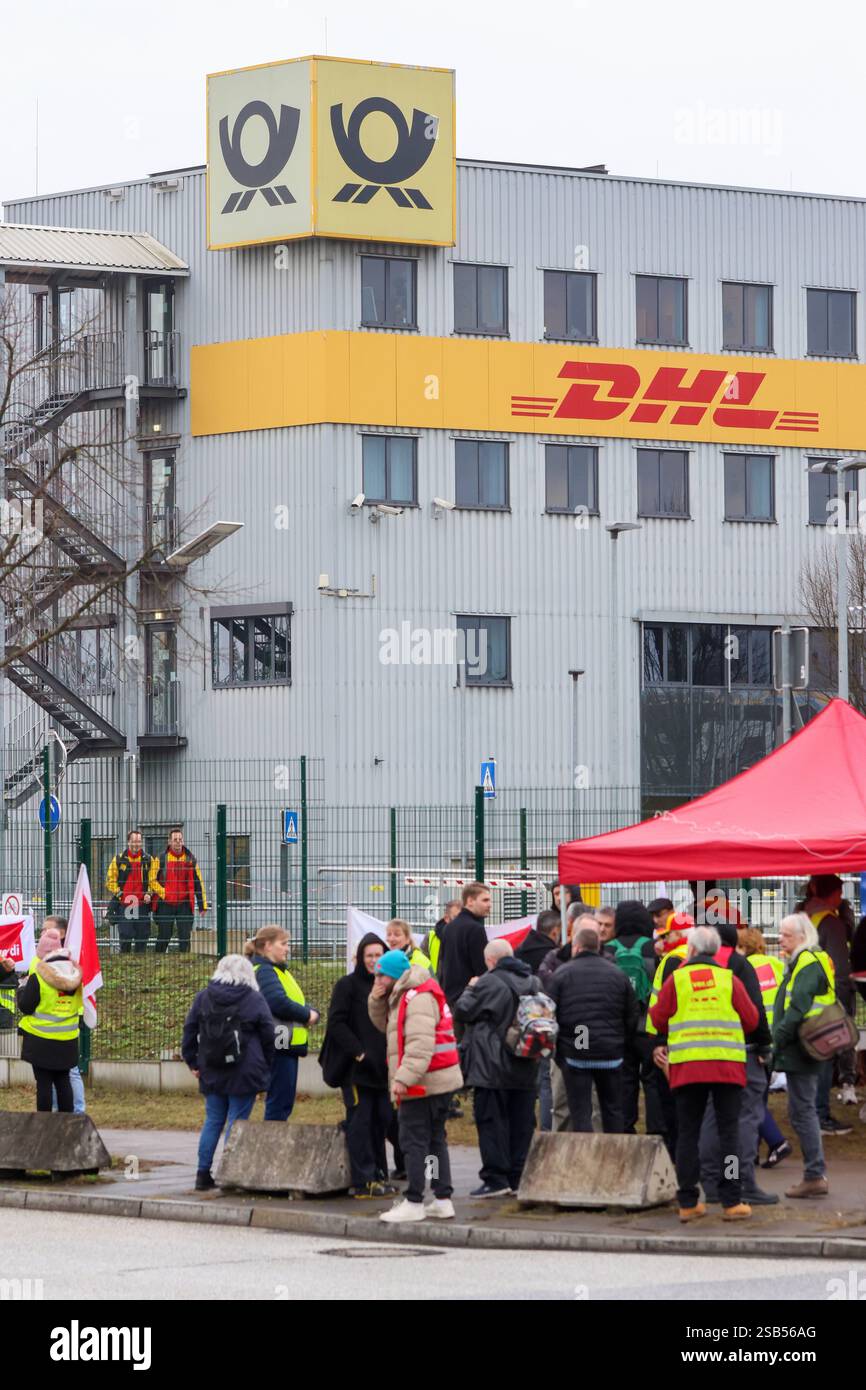 Warnstreik bei der Deutschen Post DHL Im Tarifkonflikt mit der ...