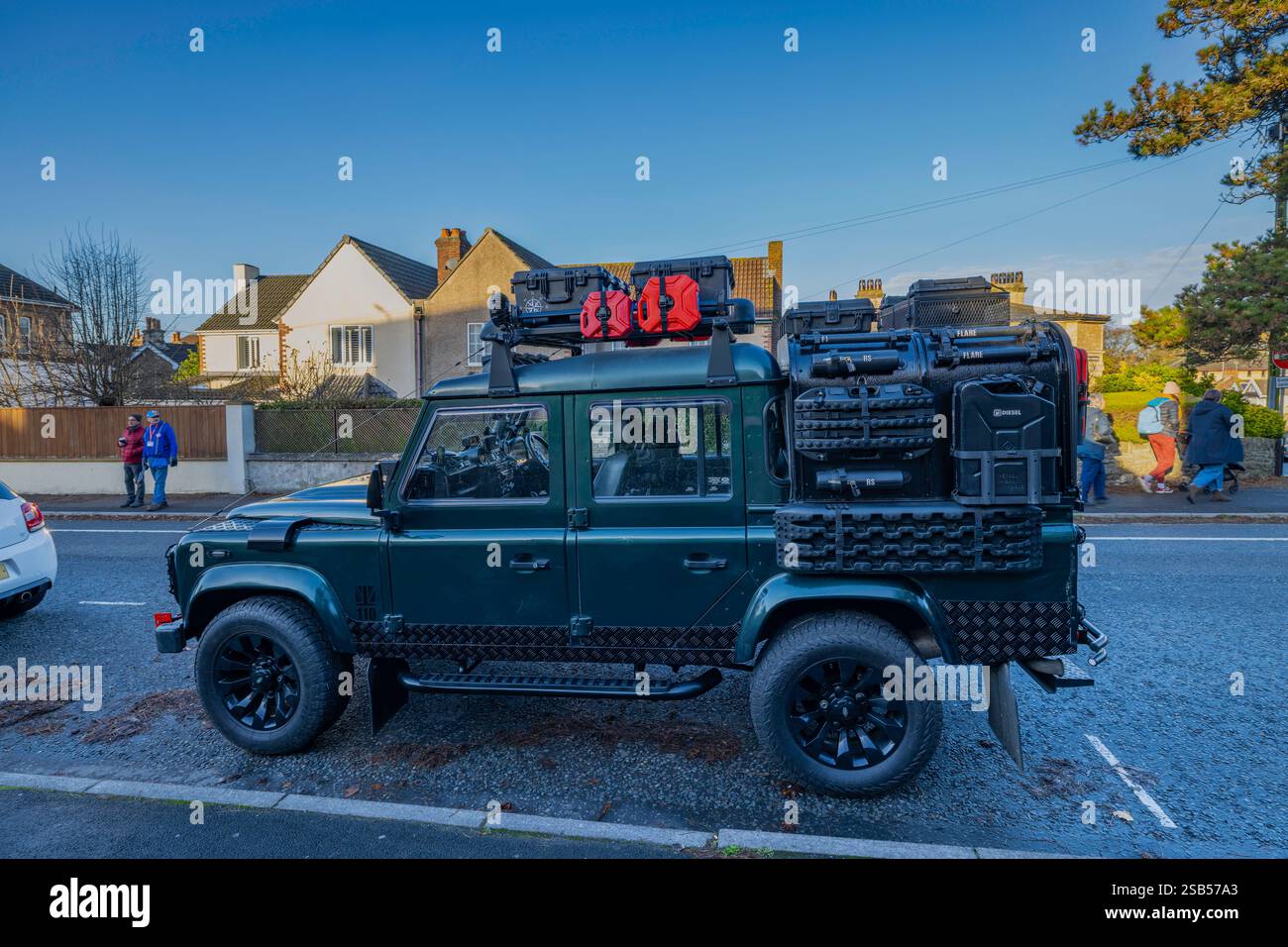 Land Rover Defender Stock Photo - Alamy