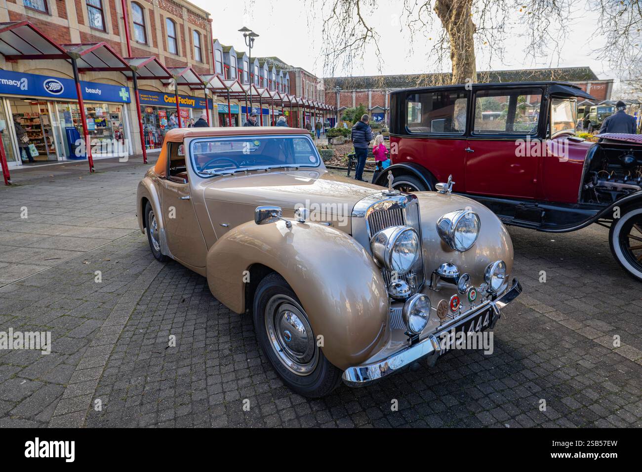 1949 triumph roadster 2000 hi-res stock photography and images - Alamy