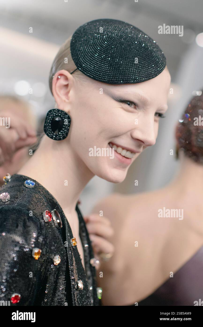 Paris Haute Couture - SS 2025 Giorgio Armani Privè fashion show ...