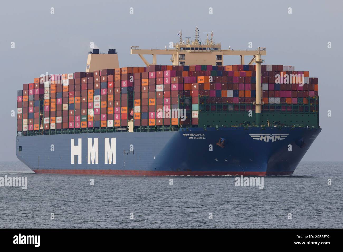 The container ship HMM Hamburg arrives in the port of Rotterdam on October 15, 2024 Stock Photo ...