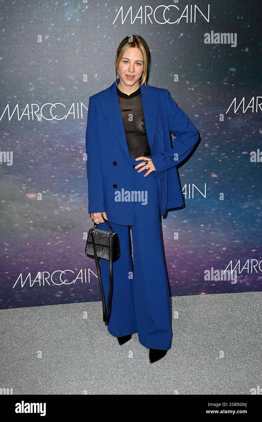 Diana zur Löwen bei der Marc Cain Fashion Show Parallel Universe auf ...